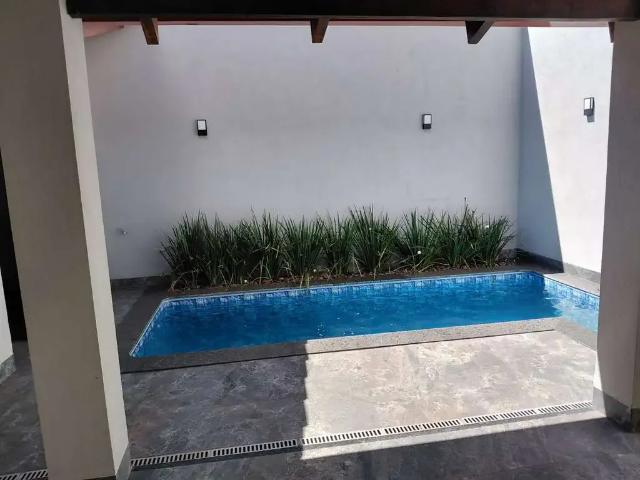 Casa / Sobrado para Venda em Uberlândia/MG Jardim das Palmeiras 3 Quartos