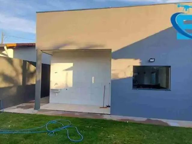 Casa / Sobrado para Venda em Uberlândia/MG Jardim das Palmeiras 2 Quartos