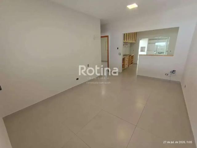 Casa / Sobrado para Venda em Uberlândia/MG Jardim das Palmeiras 2 Quartos