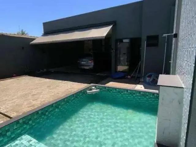 Casa / Sobrado para Venda em Uberlândia/MG Jardim das Palmeiras 5 Quartos