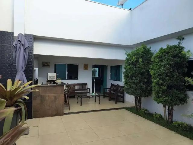 Casa / Sobrado para Venda em Uberlândia/MG Jardim dos Gravatás 3 Quartos