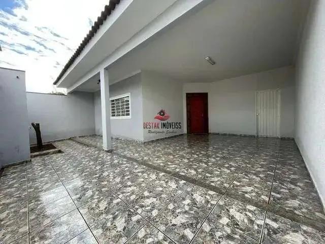 Casa / Sobrado para Venda em Uberlândia/MG Jardim dos Gravatás 3 Quartos