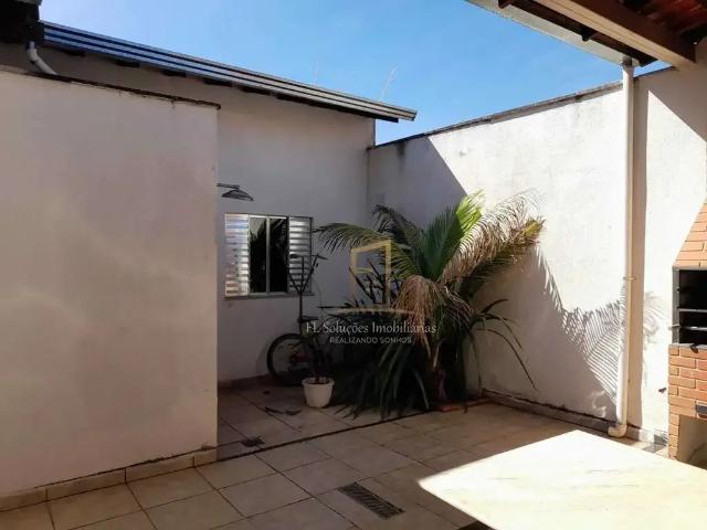 Casa / Sobrado para Venda em Uberlândia/MG Jardim Europa 4 Quartos