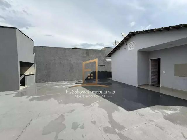 Casa / Sobrado para Venda em Uberlândia/MG Jardim Europa 2 Quartos