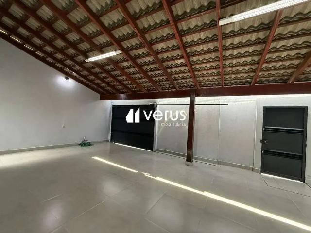 Casa / Sobrado para Venda em Uberlândia/MG Jardim Europa 2 Quartos