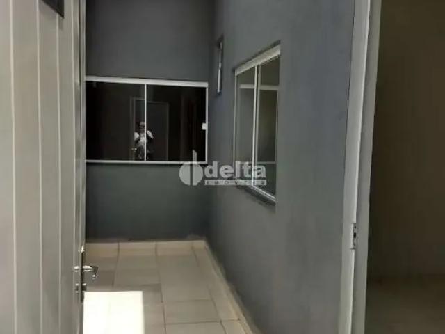 Casa / Sobrado para Venda em Uberlândia/MG Jardim Europa 2 Quartos