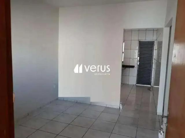 Casa / Sobrado para Venda em Uberlândia/MG Jardim Europa 2 Quartos