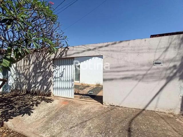 Casa / Sobrado para Venda em Uberlândia/MG Jardim Europa 2 Quartos