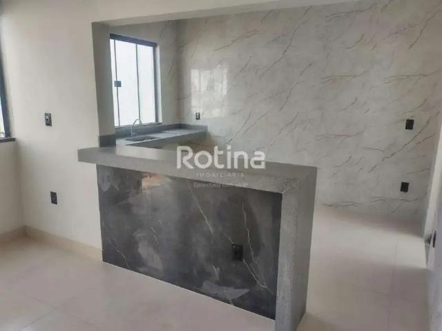 Casa / Sobrado para Venda em Uberlândia/MG Jardim Europa 2 Quartos