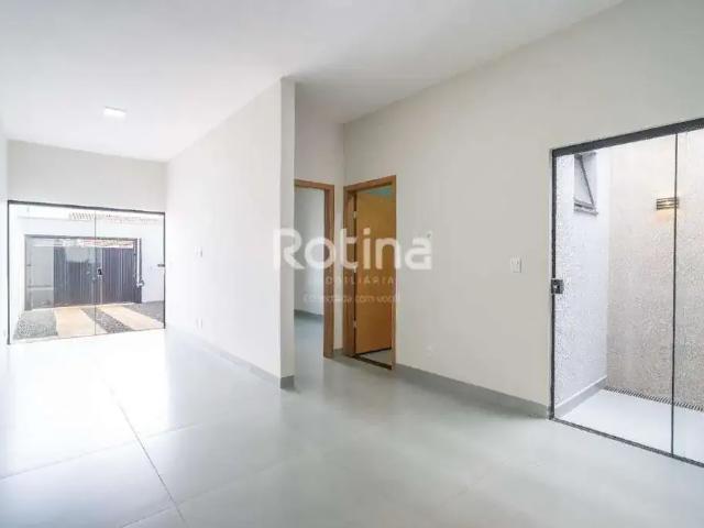 Casa / Sobrado para Venda em Uberlândia/MG Jardim Europa 2 Quartos