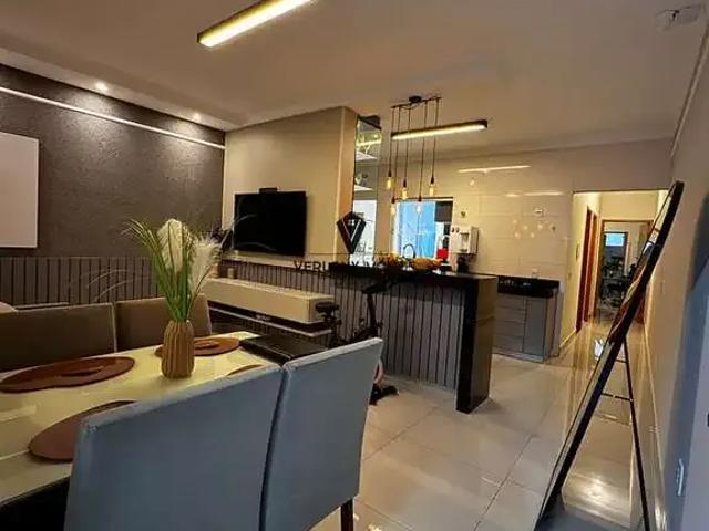 Casa / Sobrado para Venda em Uberlândia/MG Jardim Europa 2 Quartos