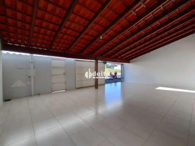 Casa / Sobrado para Venda em Uberlândia/MG Jardim Europa 2 Quartos