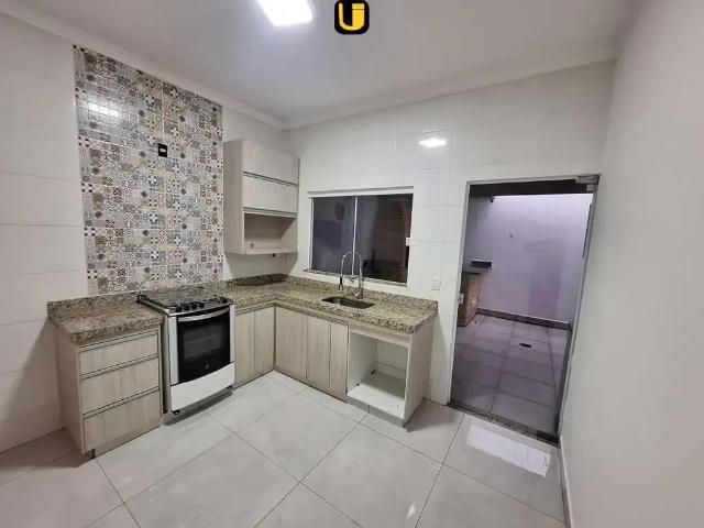 Casa / Sobrado para Venda em Uberlândia/MG Jardim Europa 2 Quartos