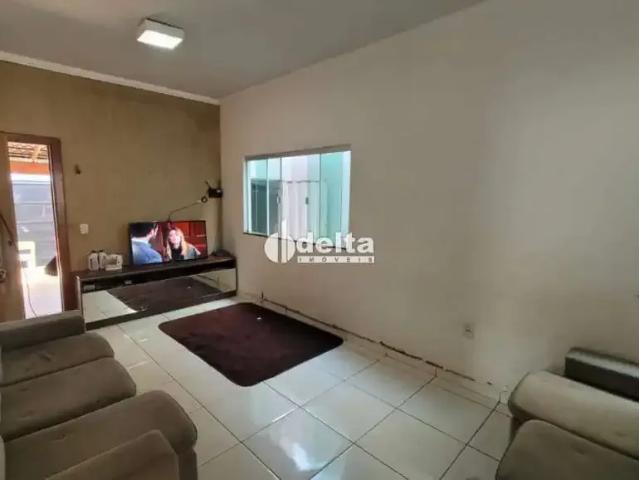 Casa / Sobrado para Venda em Uberlândia/MG Jardim Europa 3 Quartos