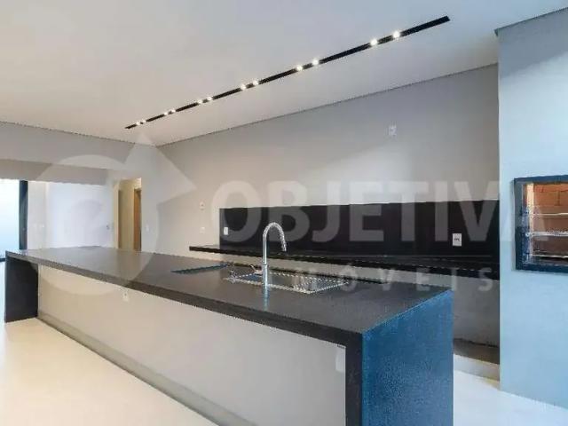 Casa / Sobrado para Venda em Uberlândia/MG Jardim Europa 3 Quartos