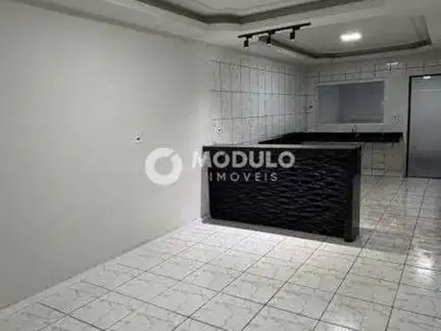 Casa / Sobrado para Venda em Uberlândia/MG Jardim Europa 3 Quartos