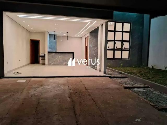 Casa / Sobrado para Venda em Uberlândia/MG Jardim Europa 3 Quartos