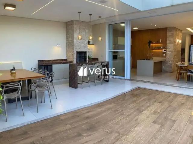 Casa / Sobrado para Venda em Uberlândia/MG Jardim Europa 3 Quartos
