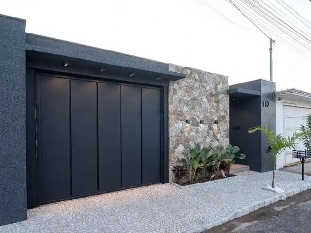 Casa / Sobrado para Venda em Uberlândia/MG Jardim Europa 3 Quartos