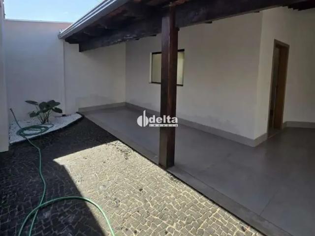 Casa / Sobrado para Venda em Uberlândia/MG Jardim Europa 3 Quartos