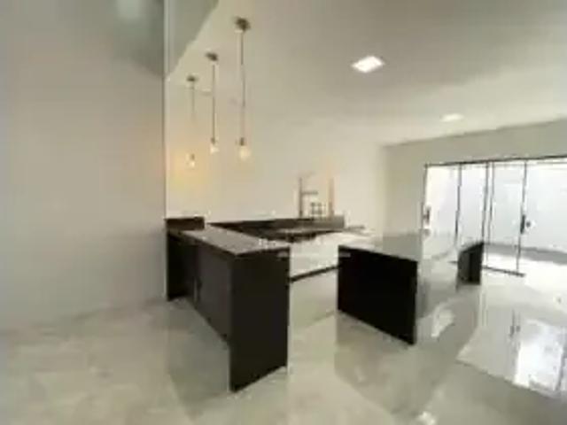 Casa / Sobrado para Venda em Uberlândia/MG Jardim Europa 3 Quartos
