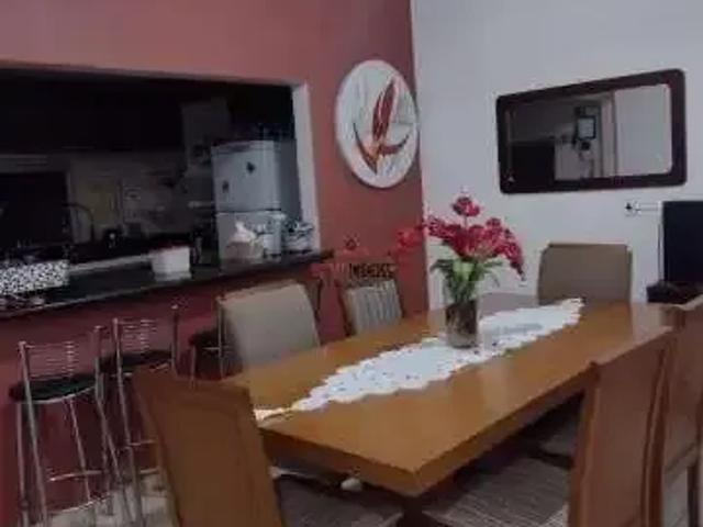 Casa / Sobrado para Venda em Uberlândia/MG Jardim Europa 3 Quartos