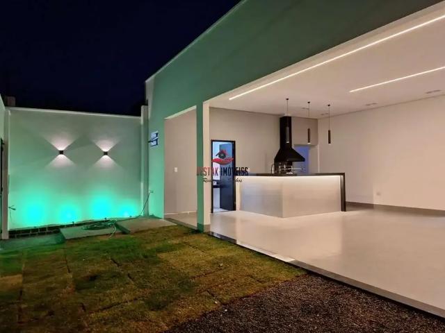 Casa / Sobrado para Venda em Uberlândia/MG Jardim Europa 3 Quartos