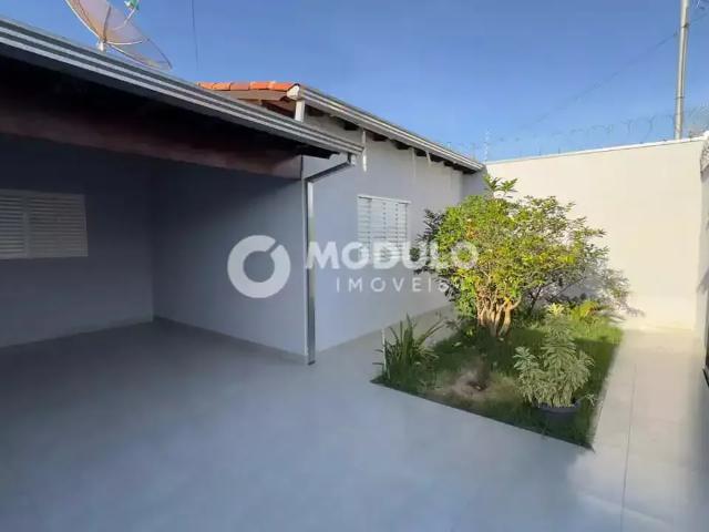 Casa / Sobrado para Venda em Uberlândia/MG Jardim Europa 3 Quartos