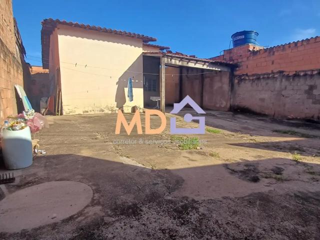 Casa / Sobrado para Venda em Uberlândia/MG Jardim Europa 3 Quartos