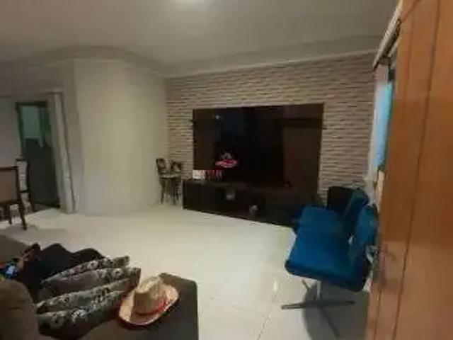 Casa / Sobrado para Venda em Uberlândia/MG Jardim Europa 3 Quartos