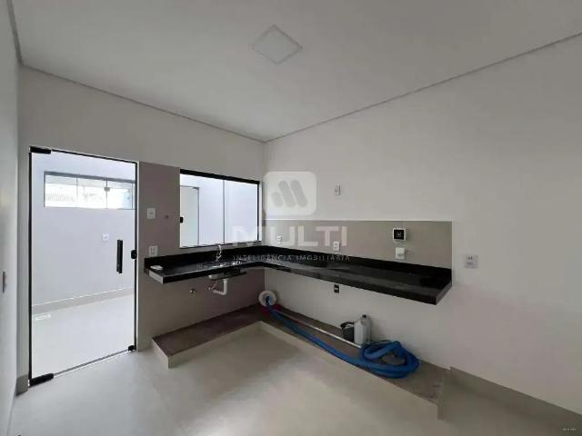 Casa / Sobrado para Venda em Uberlândia/MG Jardim Europa 3 Quartos