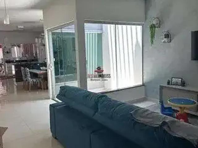 Casa / Sobrado para Venda em Uberlândia/MG Jardim Europa 3 Quartos