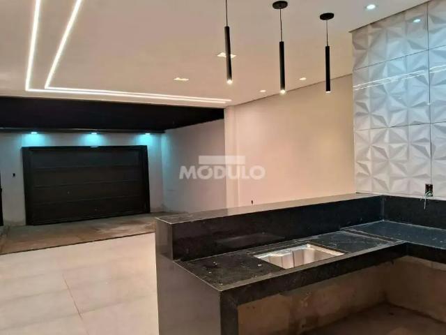 Casa / Sobrado para Venda em Uberlândia/MG Jardim Europa 3 Quartos