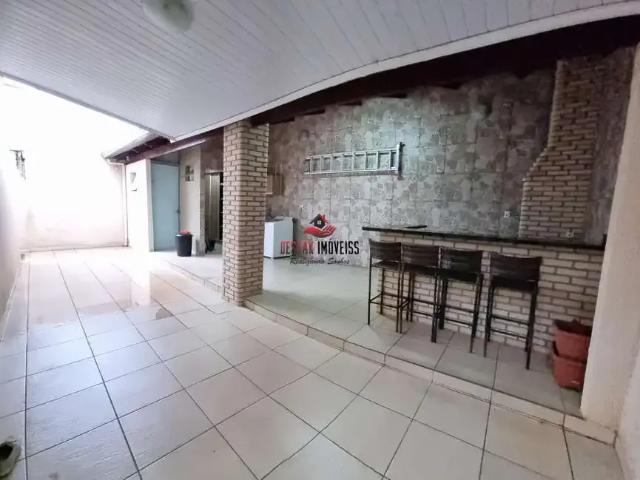 Casa / Sobrado para Venda em Uberlândia/MG Jardim Holanda 3 Quartos