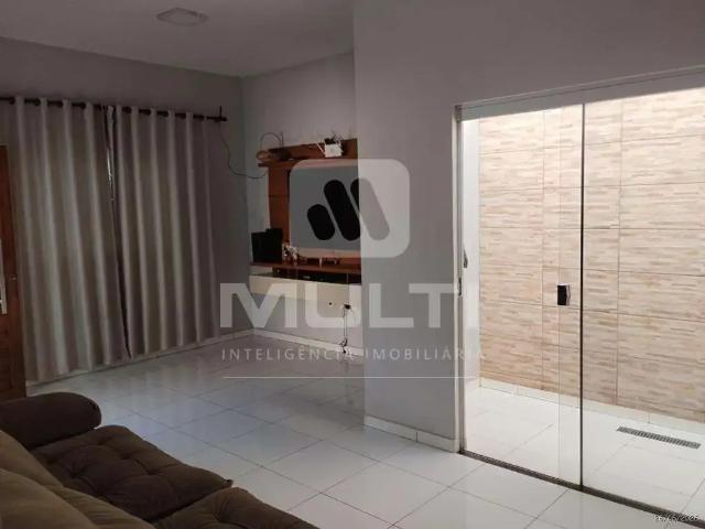 Casa / Sobrado para Venda em Uberlândia/MG Jardim Holanda 3 Quartos