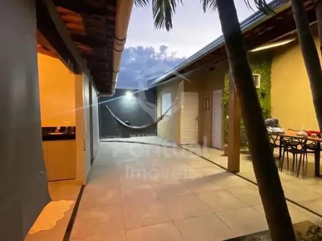 Casa / Sobrado para Venda em Uberlândia/MG Jardim Holanda 2 Quartos