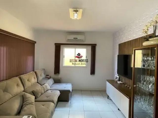 Casa / Sobrado para Venda em Uberlândia/MG Jardim Holanda 4 Quartos