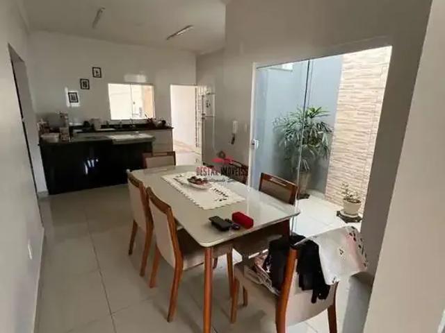 Casa / Sobrado para Venda em Uberlândia/MG Jardim Inconfidência 3 Quartos