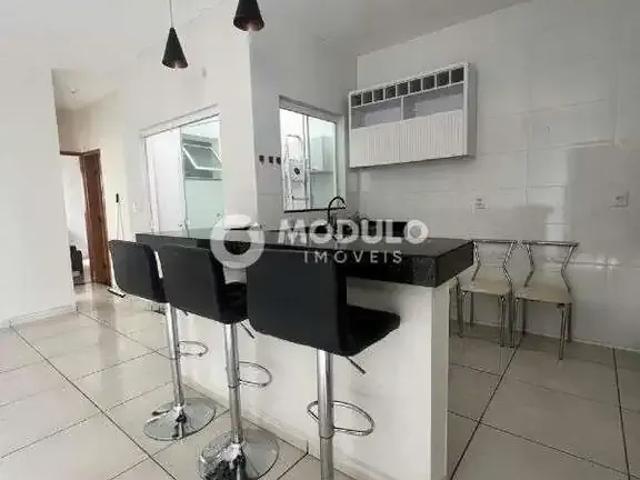 Casa / Sobrado para Venda em Uberlândia/MG Jardim Ipanema I 2 Quartos
