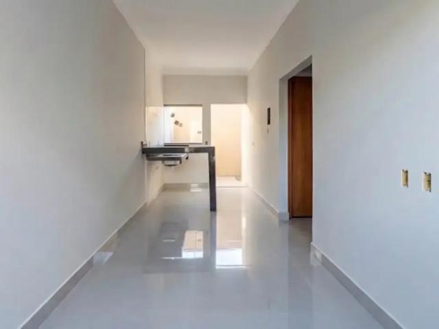 Casa / Sobrado para Venda em Uberlândia/MG Jardim Ipanema I 2 Quartos