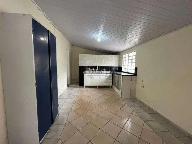 Casa / Sobrado para Venda em Uberlândia/MG Jardim Ipanema I 2 Quartos