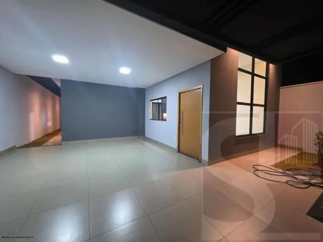 Casa / Sobrado para Venda em Uberlândia/MG Jardim Ipanema I 2 Quartos