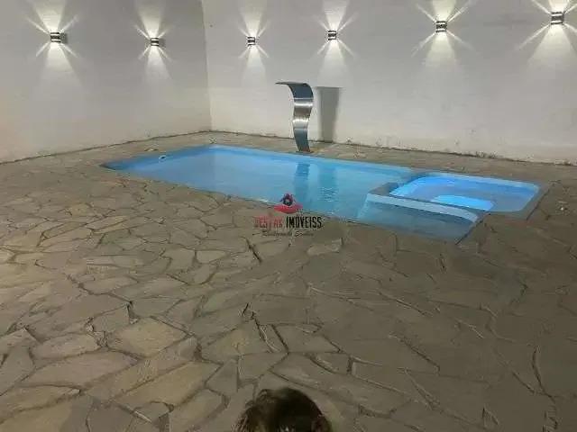 Casa / Sobrado para Venda em Uberlândia/MG Jardim Ipanema I 3 Quartos