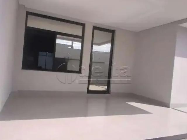 Casa / Sobrado para Venda em Uberlândia/MG Jardim Ipanema I 3 Quartos