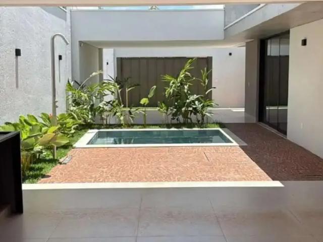 Casa / Sobrado para Venda em Uberlândia/MG Jardim Karaíba 3 Quartos