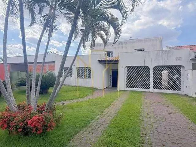 Casa / Sobrado para Venda em Uberlândia/MG Jardim Karaíba 3 Quartos