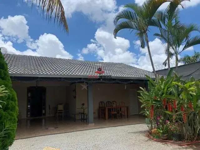 Casa / Sobrado para Venda em Uberlândia/MG Jardim Karaíba 3 Quartos