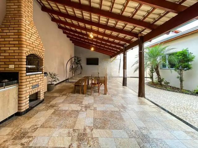 Casa / Sobrado para Venda em Uberlândia/MG Jardim Karaíba 3 Quartos