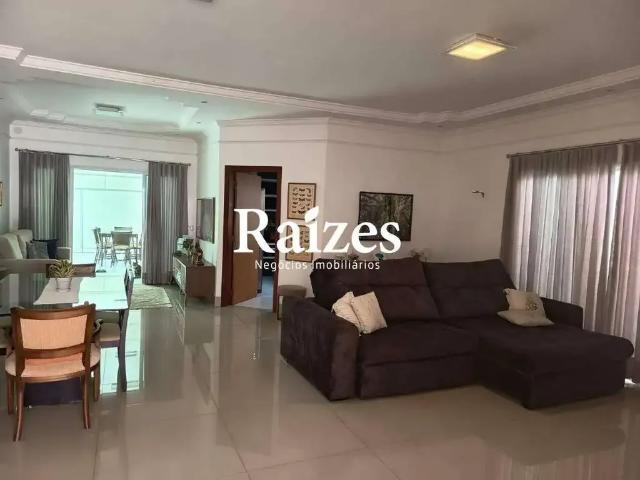 Casa / Sobrado para Venda em Uberlândia/MG Jardim Karaíba 3 Quartos