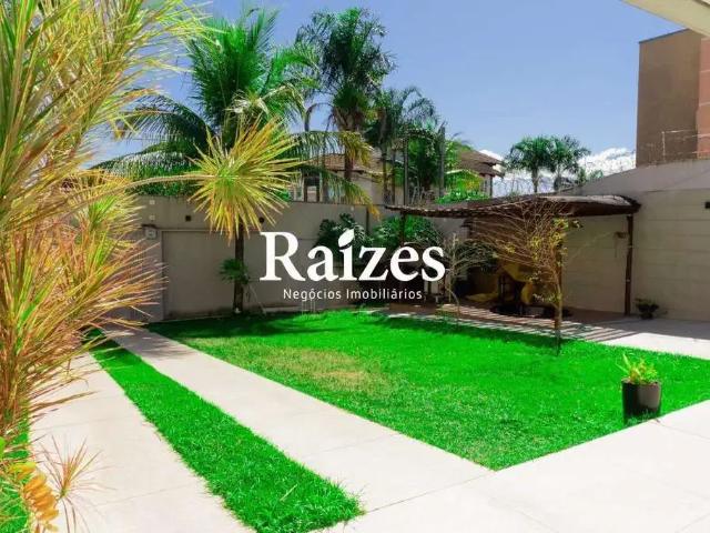 Casa / Sobrado para Venda em Uberlândia/MG Jardim Karaíba 3 Quartos